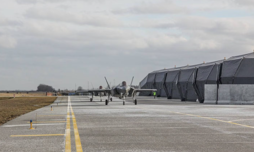 In 2022, the US Air Force sent 12 F-35 Lightning II fighters to Europe ...