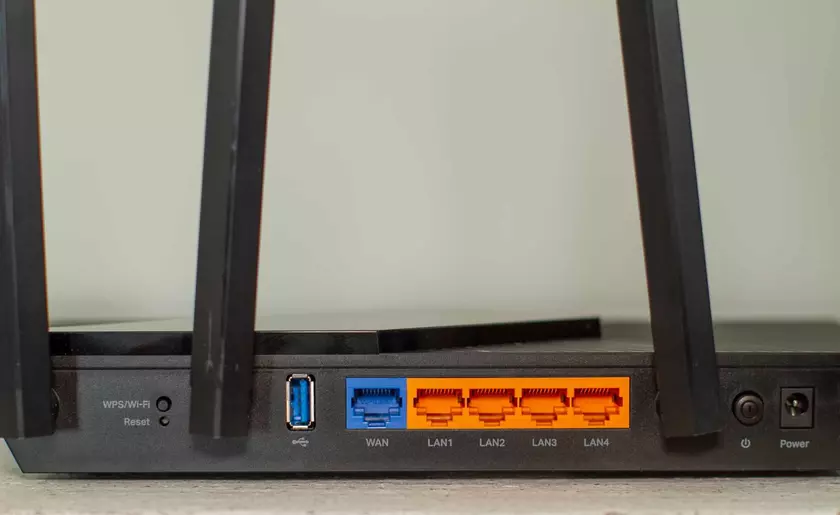 5 Best VPN Travel Routers in 2025 - Comparison and Review