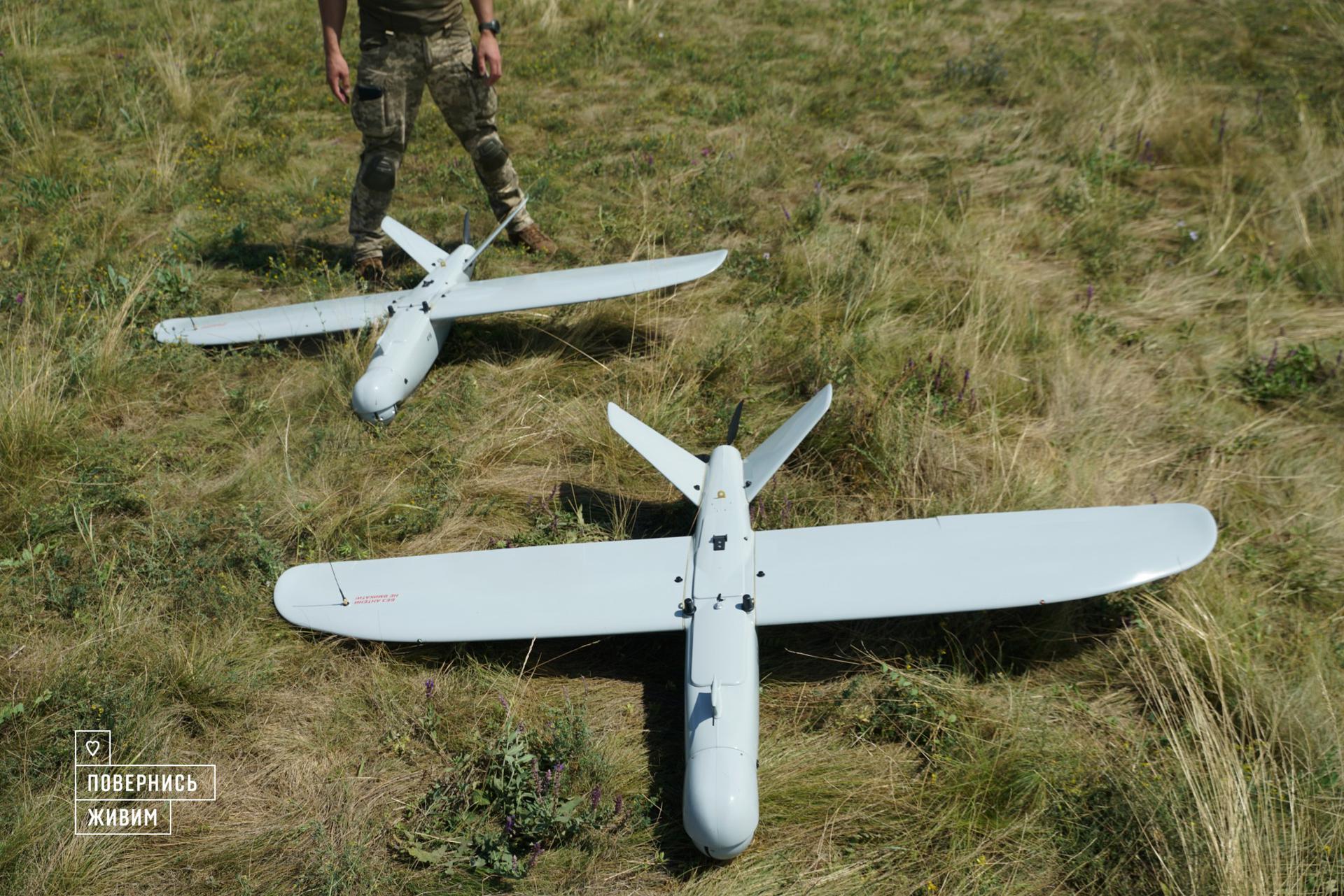 The first Ukrainian Leleka-100 drones, purchased by the Come Back Alive ...