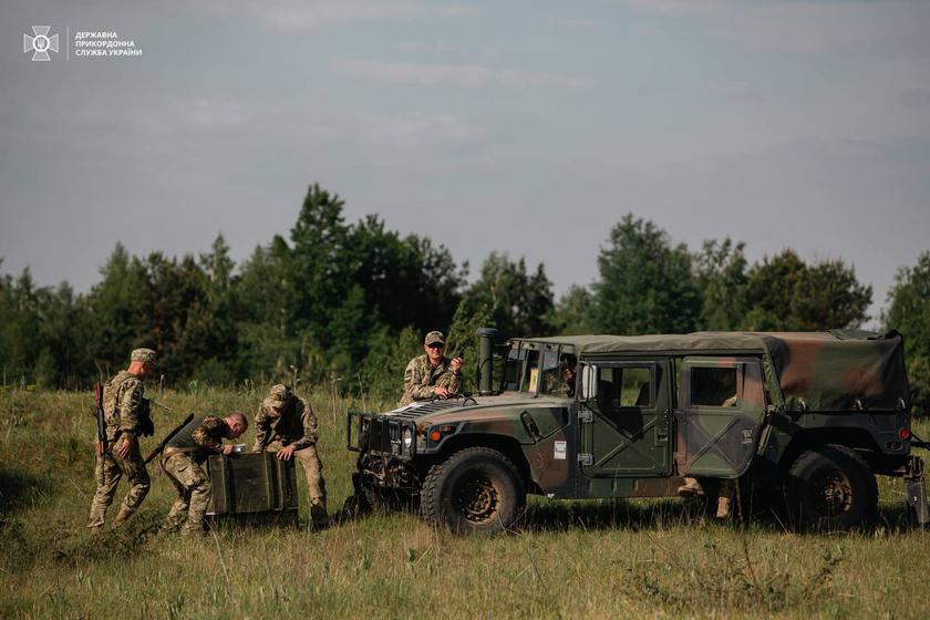 Ukrainian border guards show rare footage of Croatian RAK-SA-12 ...