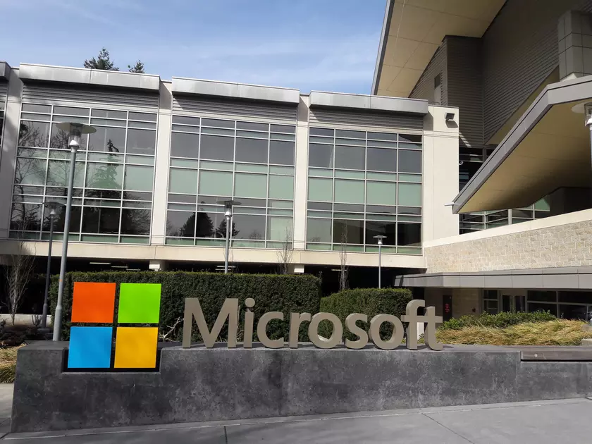 Microsoft and online publication Semafor will launch an AI-powered news ...