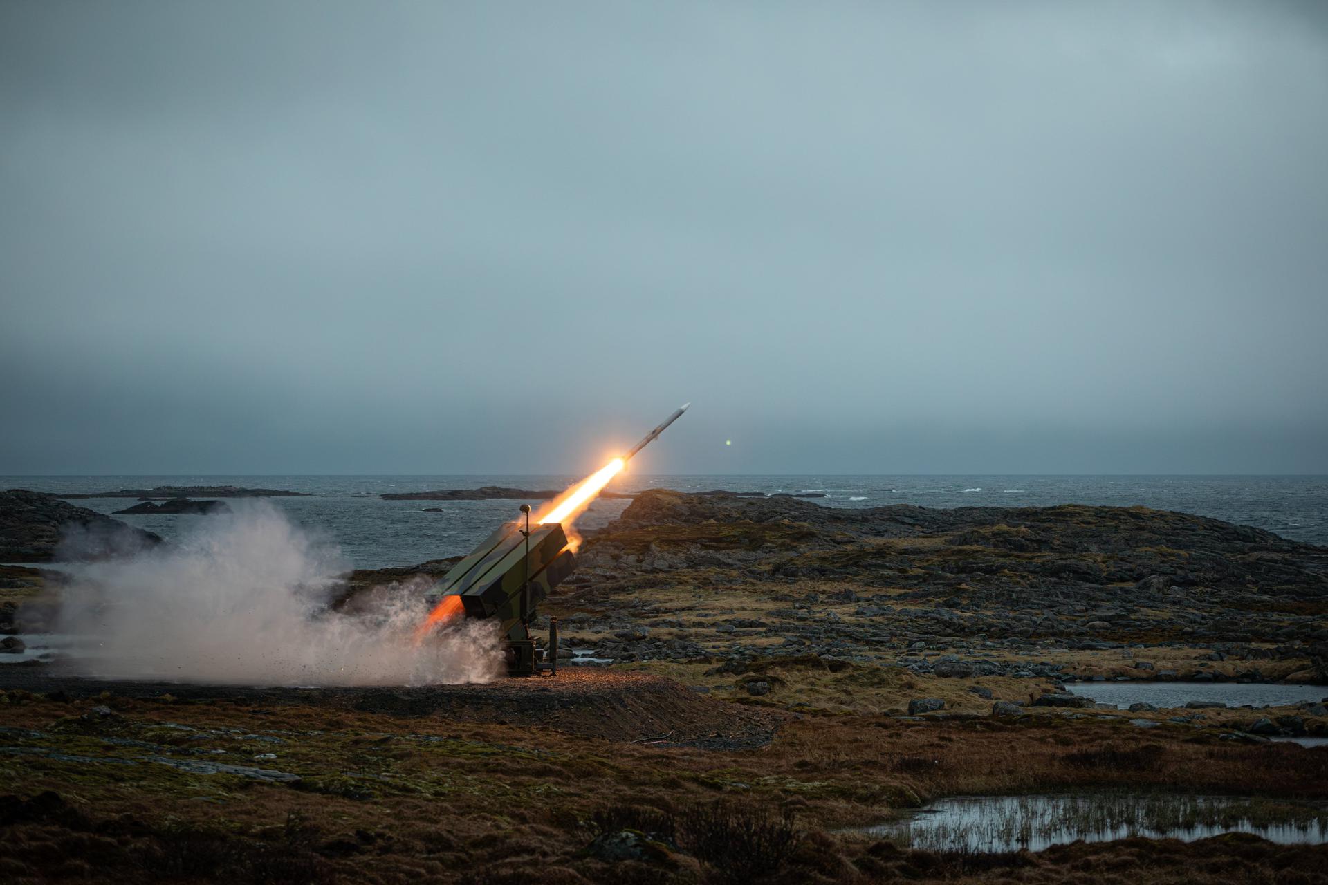 35 aircraft, 20 ships, NASAMS and HIMARS - large-scale exercise ...