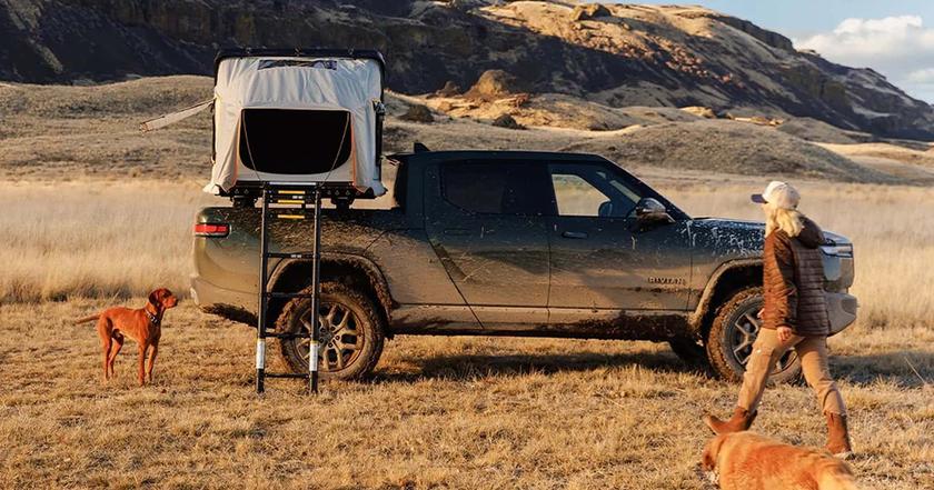 Откройте новые горизонты с палаткой Skycamp Mini для Rivian R1S и R1T