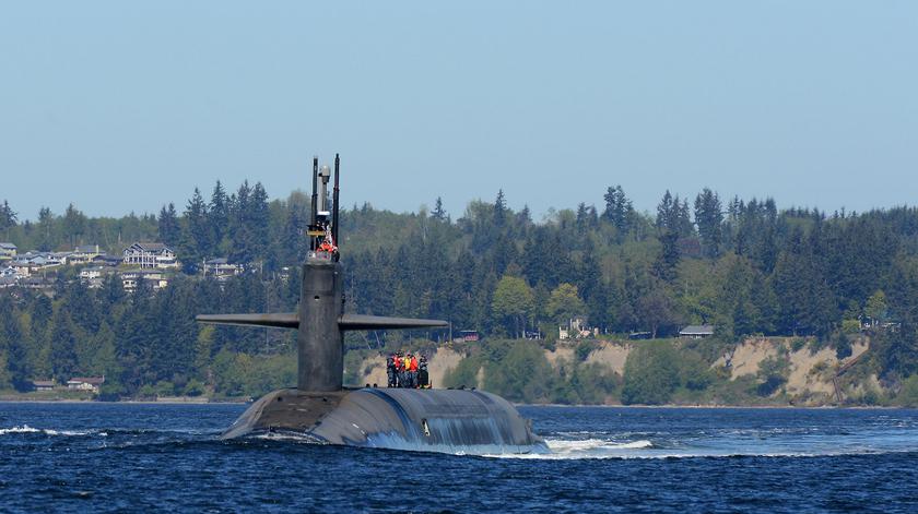 USS Kentucky (SSBN-737) is the first in 42 years American nuclear ...