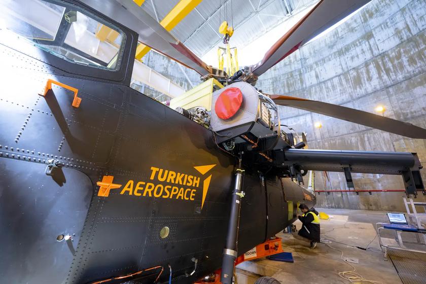 Turkey launches Ukrainian engines for first time on advanced T929 ATAK ...