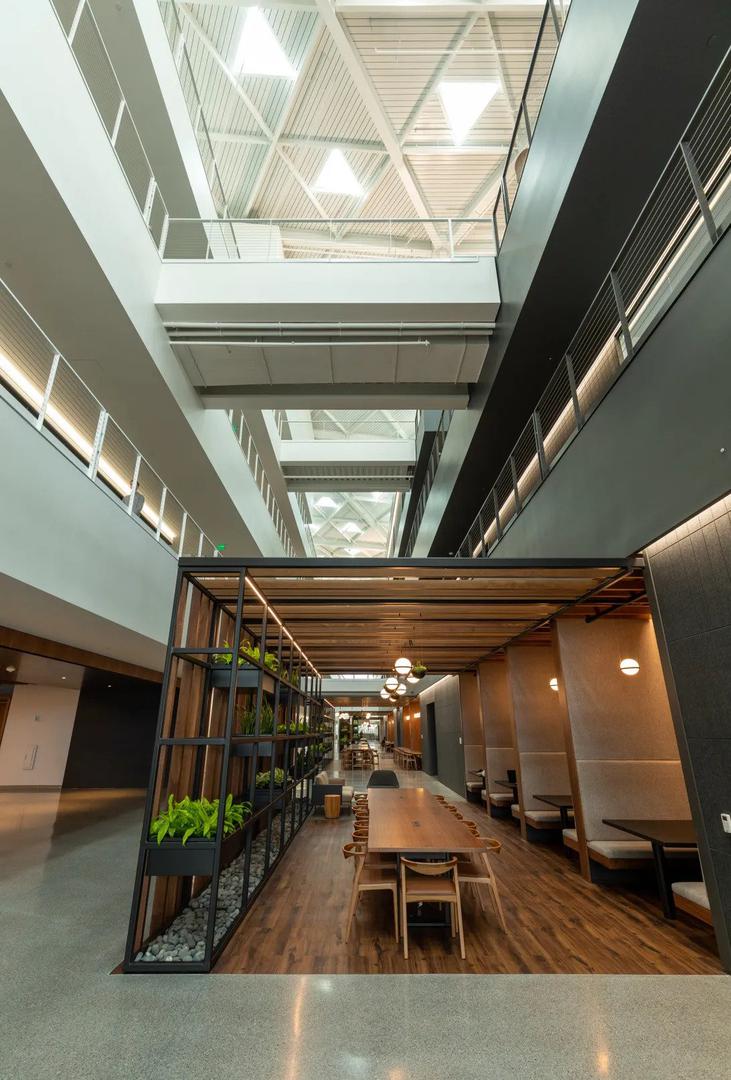Dream Office: NVIDIA has opened its Voyager campus in California ...
