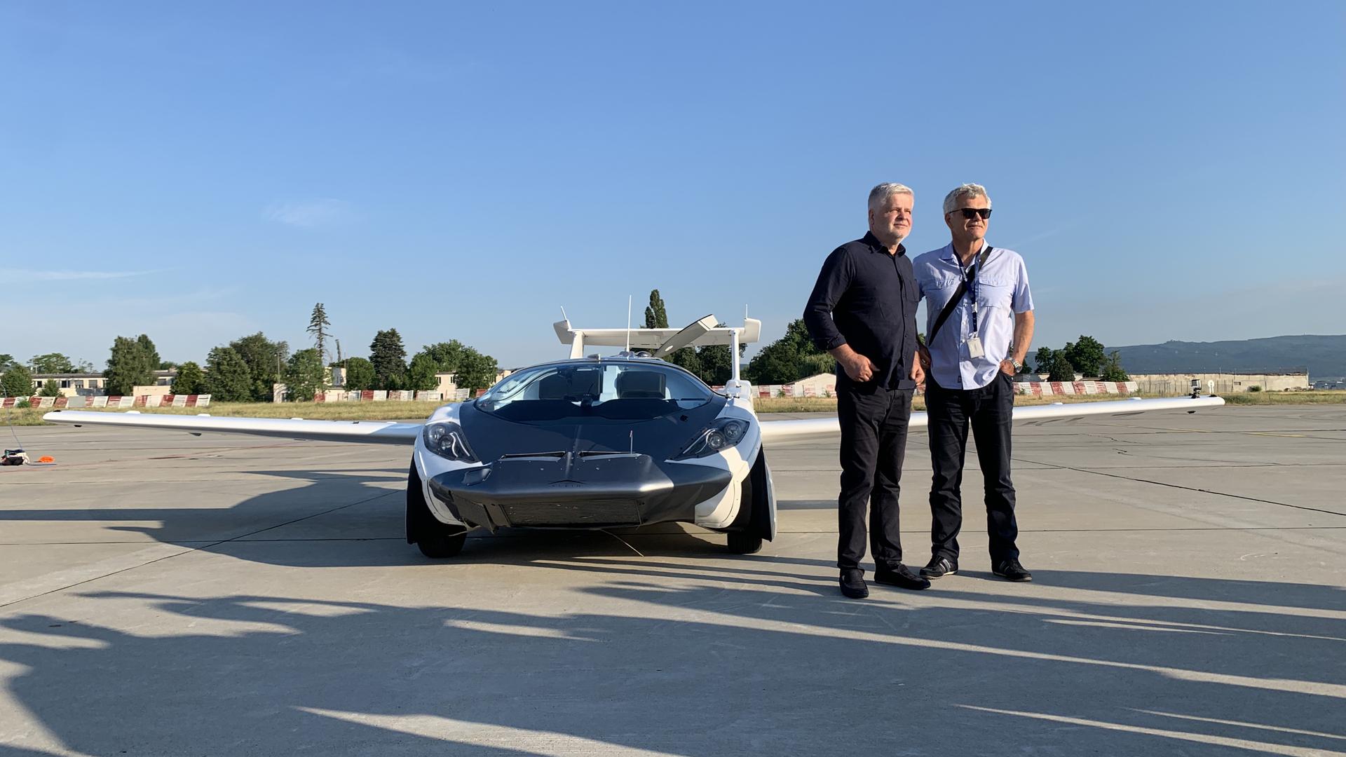 Welcome to the future: AirCar flying convertible makes the first ever ...