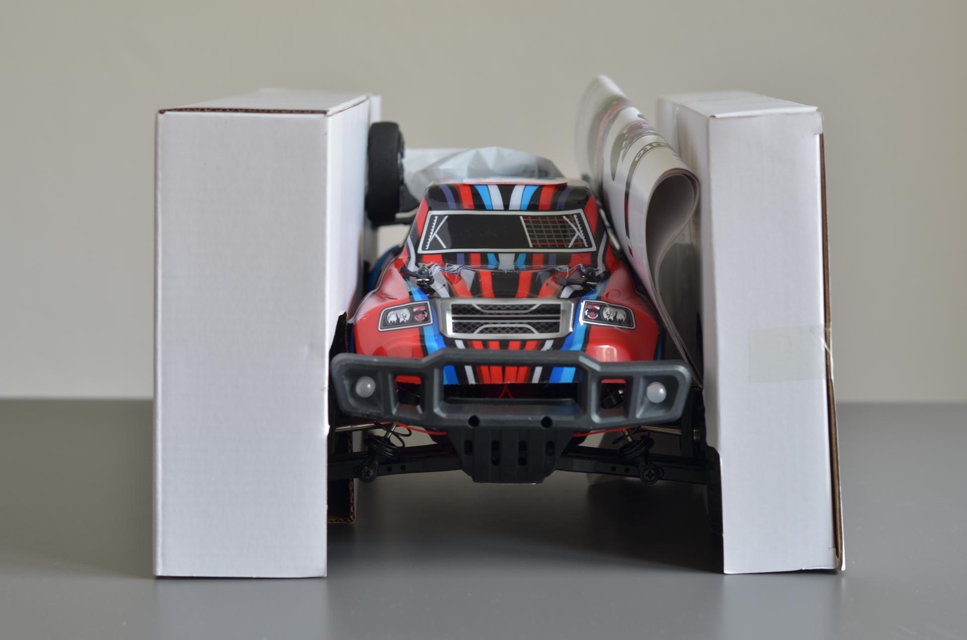 Deerc 210E - The Best RС Car For Off-Road On The Speed | gagadget.com