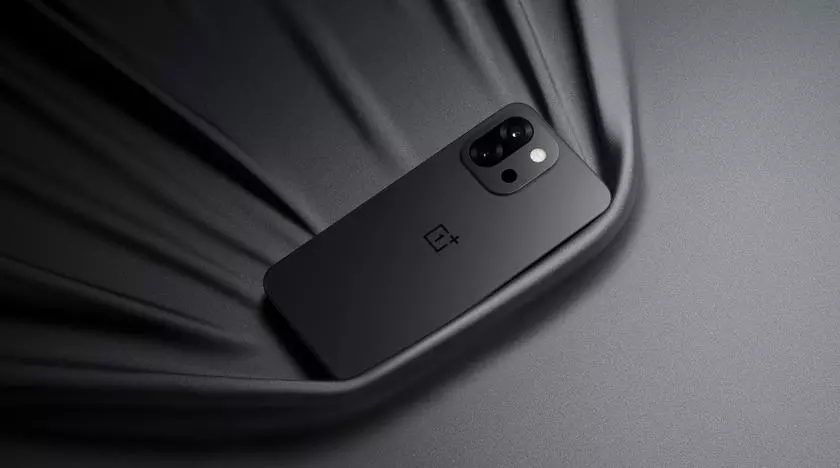OnePlus 13T: Latest display and powerful specs