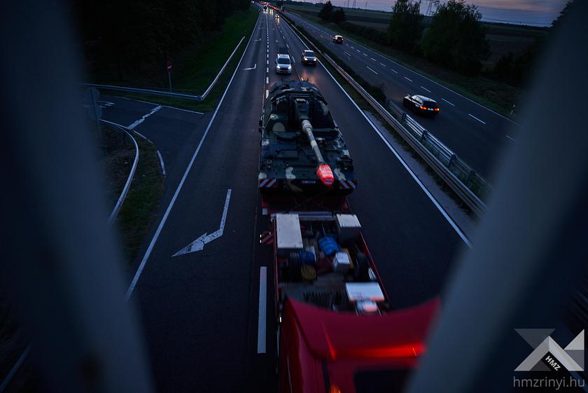 Hungary receives first self-propelled howitzers Panzerhaubitze 2000 under $565 million contract ...