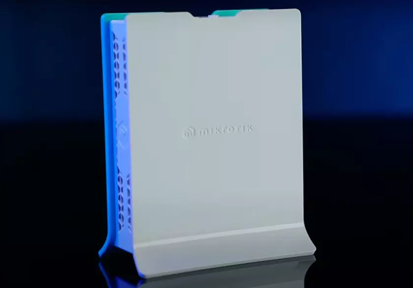 5 Best VPN Travel Routers in 2026 - Comparison and Review