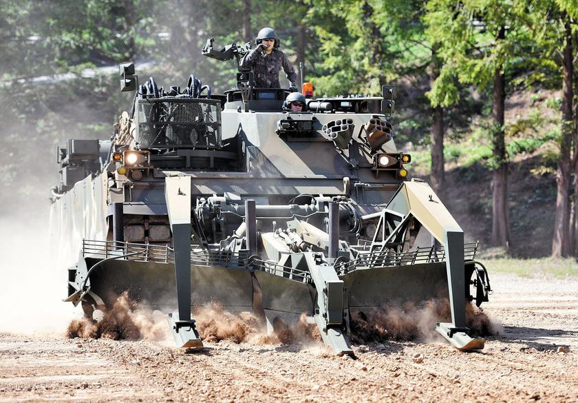 South Korea will transfer K600 Rhino armoured vehicles for demining to ...