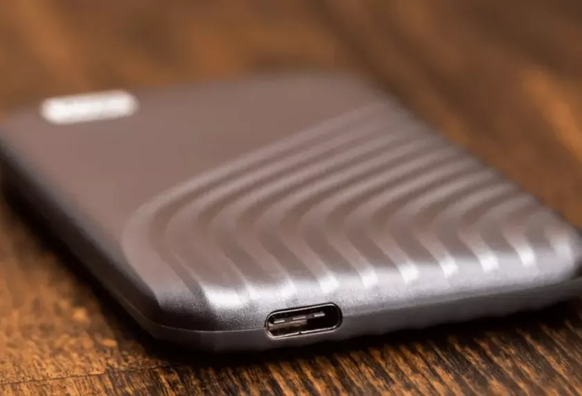 5 Best SSDs for Tesla in 2025 | Tesla SSD Drive Sentry Mode Recommendations