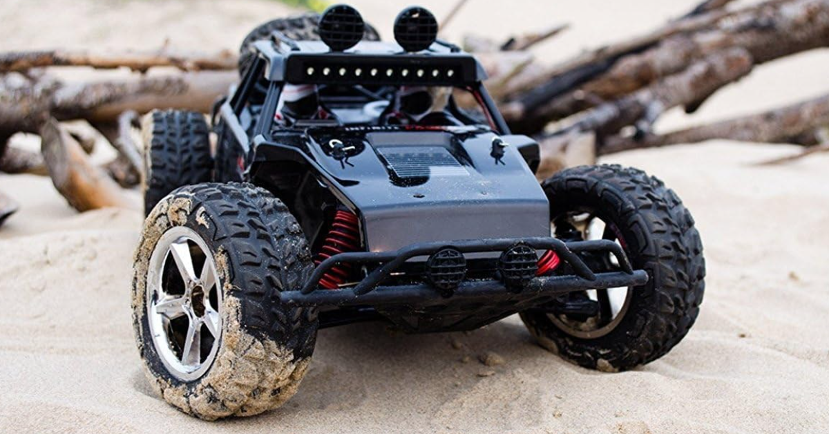 6 Best RC Desert Trucks and Buggies in 2025 | RC Trophy Truck Review