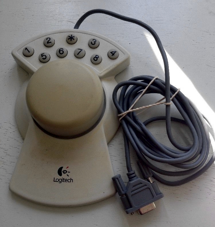 Эксперт в истории Logitech