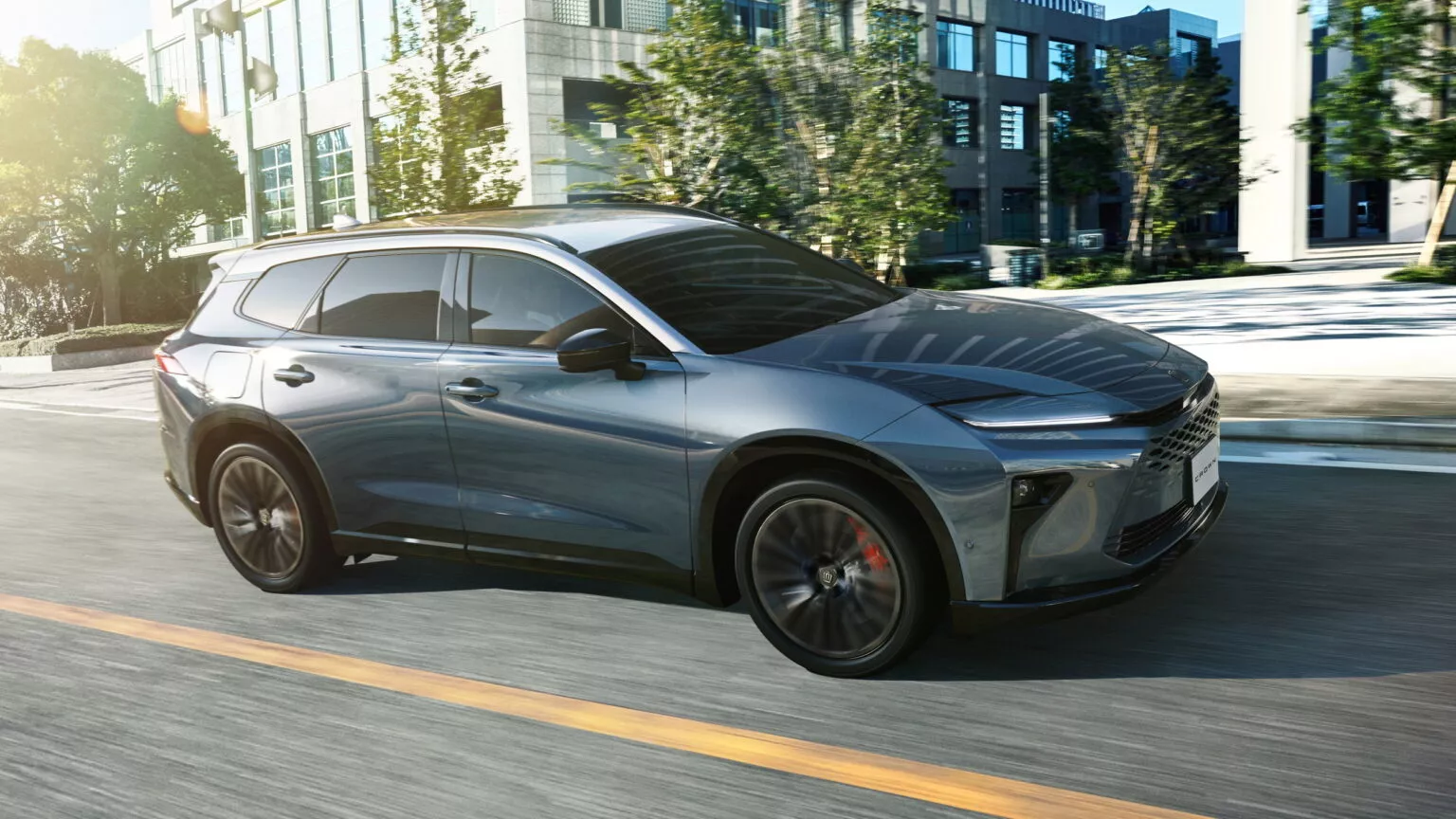 Toyota представила новый Crown Estate: обзор и характеристики