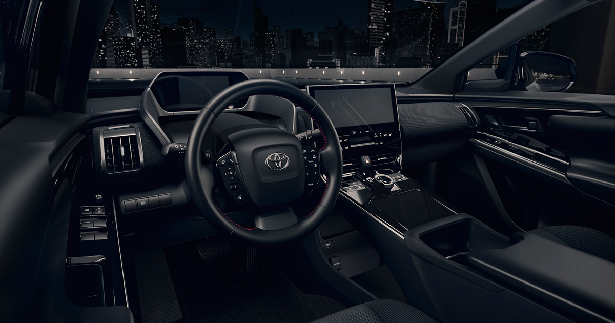 Оновлений електричний кросовер Toyota bZ4X 2025: Знижені ціни та нова версія Nightshade Edition